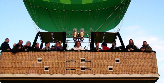 The world’s largest passenger hot-air balloon | Cameron Balloons