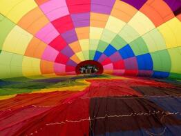 We make hot air balloons | Cameron Balloons